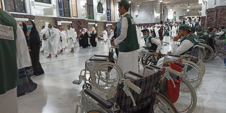 Biaya Sewa Kursi Roda di Masjidil Haram untuk Jemaah Haji 2026 - 123Berita